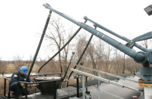 Truck & Railcar Loading Arms | Hemco Industries